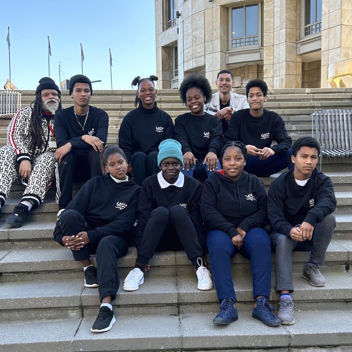 Lalela | Life-Changing Art | South Africa | Uganda | Zimbabwe